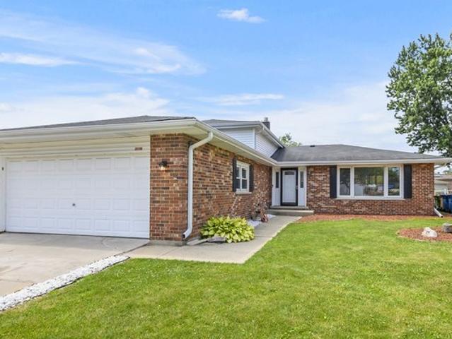 9336 Moody Ave, Oak Lawn, IL 60453