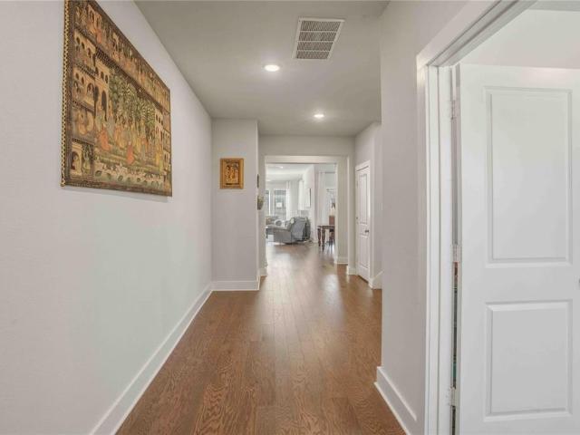 9336 Loggerhead Way
