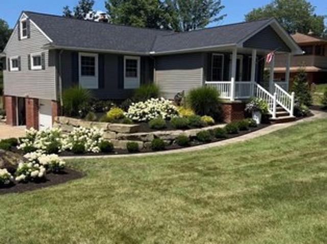 9336 Webster Rd, Strongsville, OH 44136