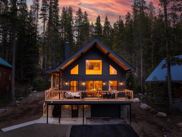9339 Pahatsi Rd, Soda Springs, CA 95728