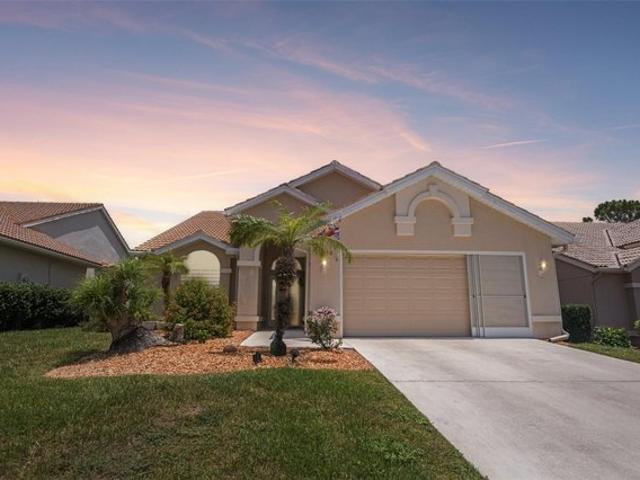 9330 New Orleans Dr, Weeki Wachee, FL 34613