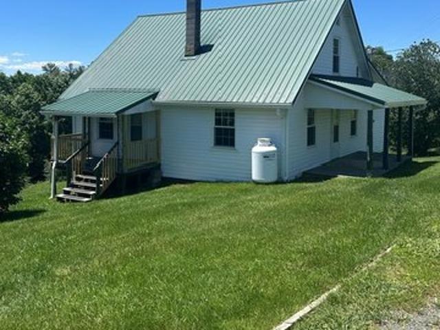 9330 Carsonville Rd, Independence, VA 24348