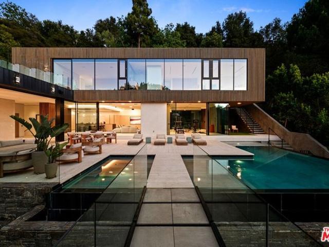 9330 Hazen Dr, Beverly Hills, CA 90210