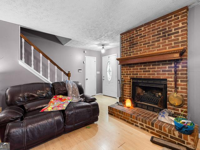9330 Hidden Hollow Trail