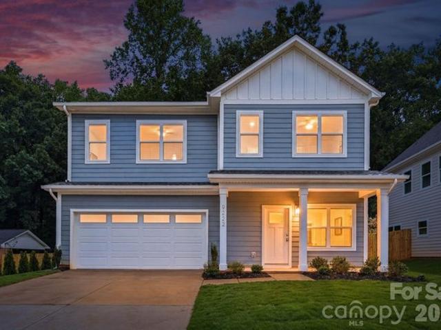9330 Horseshoe Bend Dr, Charlotte, NC 28215