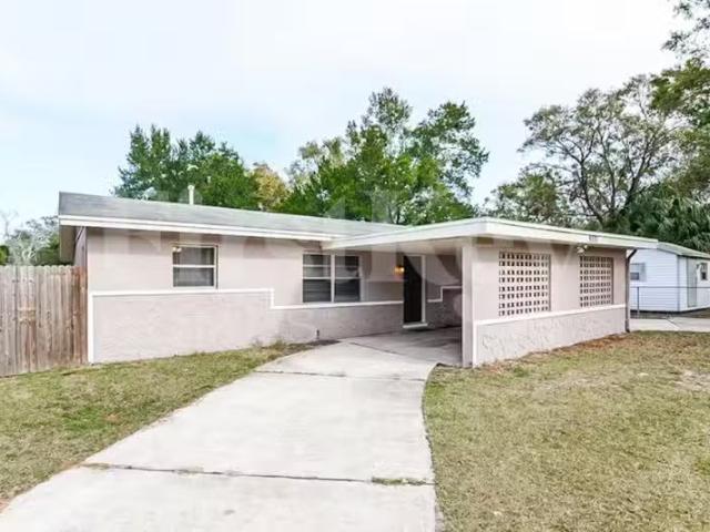 9331 Forest Hills Dr, Tampa, FL 33612