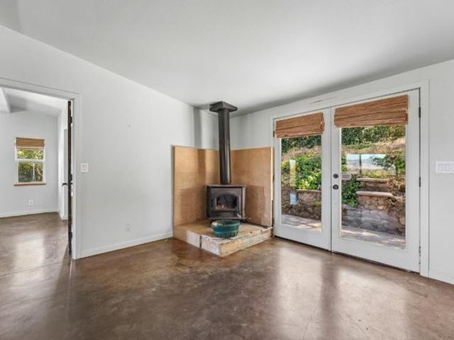 9333 Redtail Hawk Ln, Cotati, CA 94931