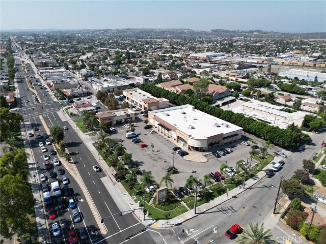 9333 Whittier