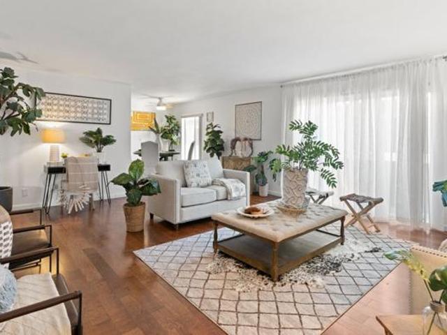 933 11th St #9, Santa Monica, CA 90403