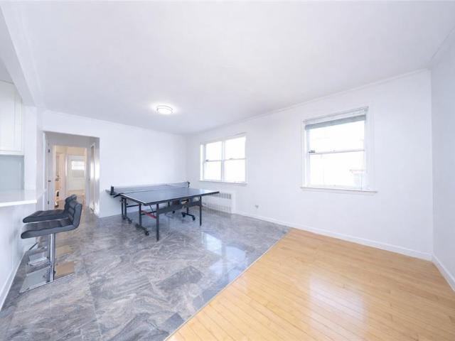 933 56th Street