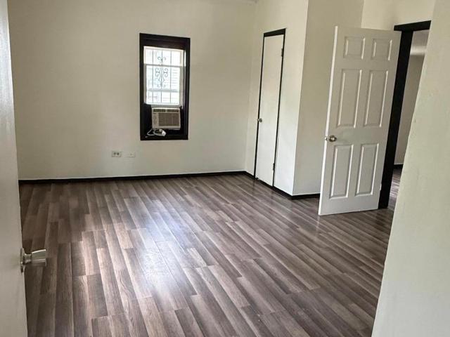933 Court T