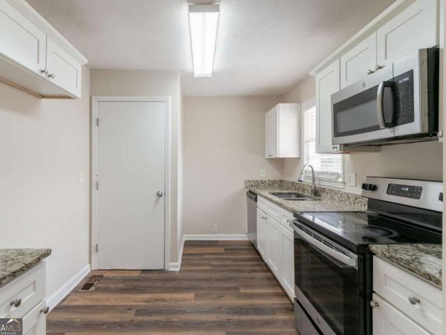 933 Capitol View Avenue NW