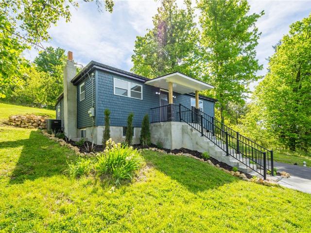 933 Boyce Rd