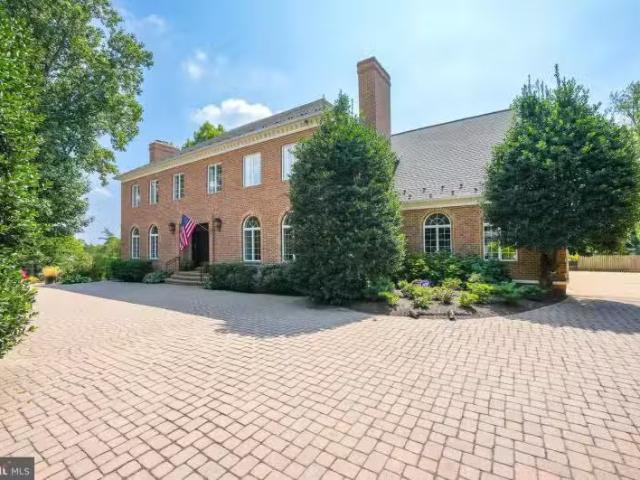 933 Bellview Rd, Mc Lean, VA 22102 MLS VAFX2225454