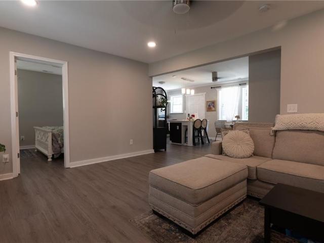 933 Byron Drive SW