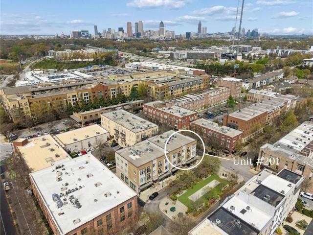 933 Garrett Street SE 201