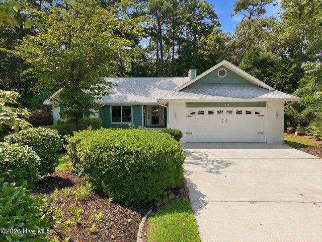 933 Green Pointe Dr, Sunset Beach, NC 28468