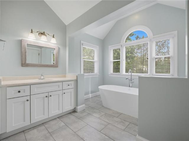 933 Forest Lakes CIR