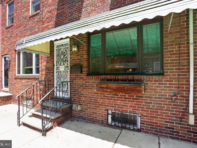 933 Fernon Street