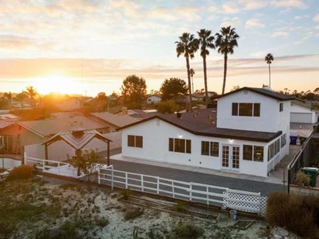 933 Harlan Cir, San Diego, CA 92114