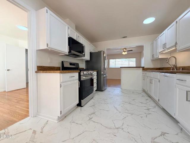 933 Laurel Road