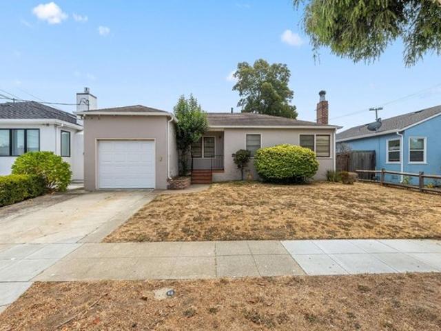 933 Larkspur Dr, Burlingame, CA 94010