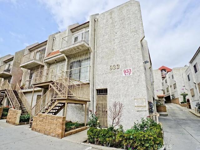 933 New Depot St, Los Angeles, CA 90012 | MLS #WS25043 | Compass