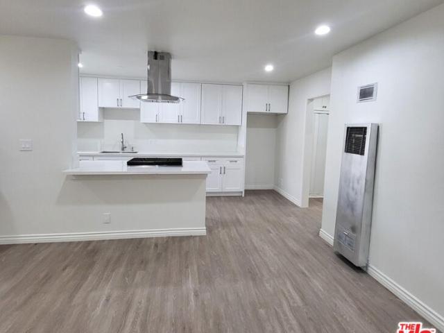 933 S Norton Ave, Unit 4, Los Angeles, CA 90019 | MLS #26643