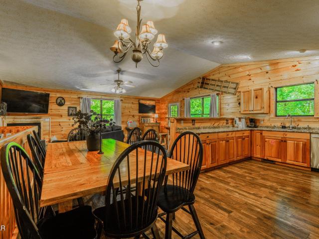 933 Ski Mountain Road