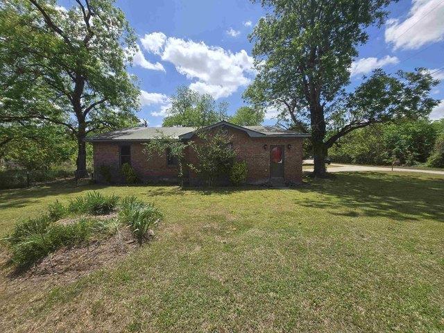 933 Skipper Bridge Rd, Dermott, AR 71638