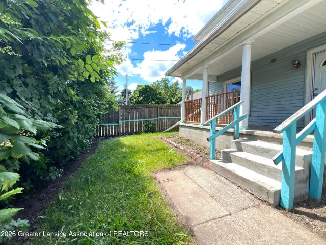 933 Porter Street