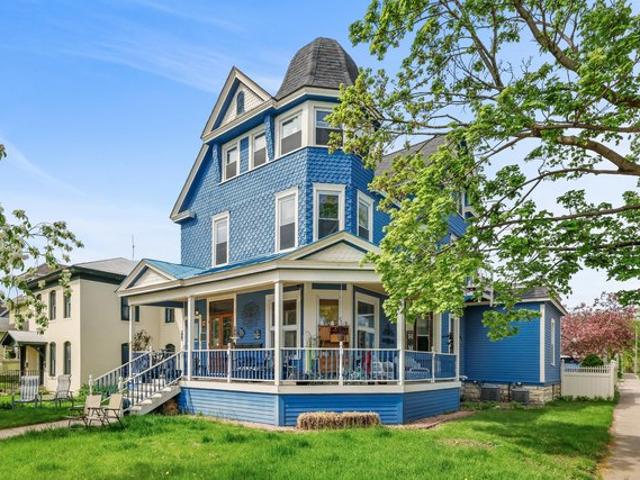 933 Rose St Units 935 & 937, La Crosse, WI 54603