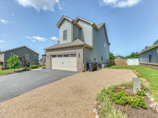 933 Riddle Ridge