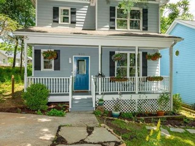 933 Tilden St NW, Atlanta, GA 30318