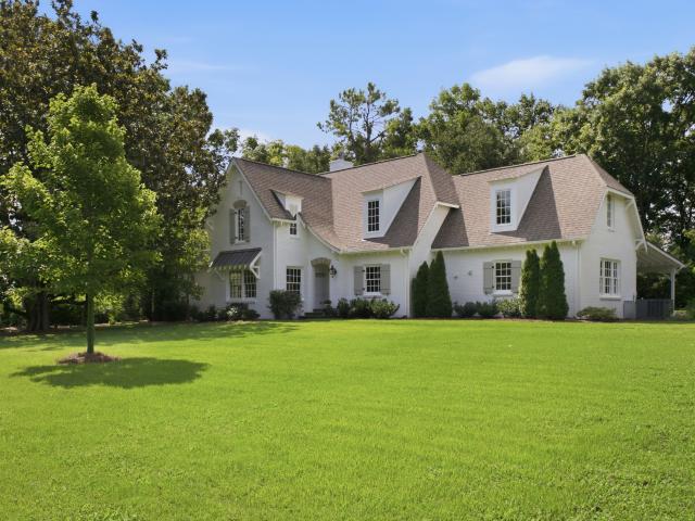 933 Van Leer Dr