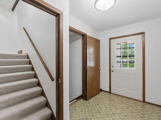 9346 Wellington Lane N