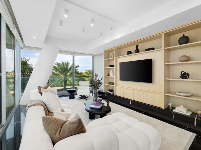 9349 Collins Ave, Unit 406, Surfside, FL 33154 | MLS #A11878