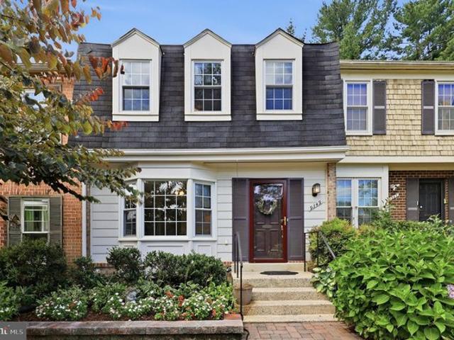 9349 Weathervane Pl, Gaithersburg, MD 20886