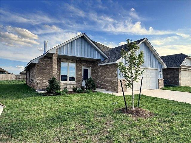 9340 NW 143rd St, Yukon, OK 73099