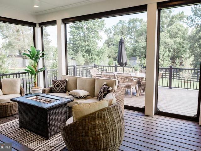 9340 Chestnut Knolls Drive