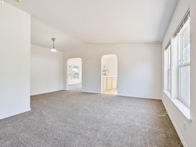 9341 n pier park pl