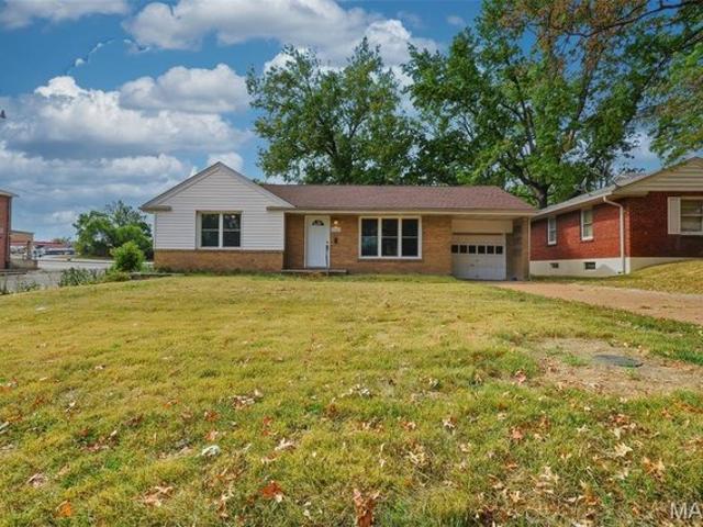 9343 Duenke Dr, Saint Louis, MO 63137