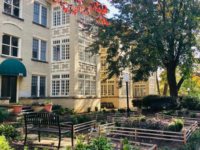 934 950 Ponce De Leon Avenue 2 Bedroom Apartment for Rent at 934 Ponce De Leon Ave Ne, Atlanta, GA 30306 Virginia Highland