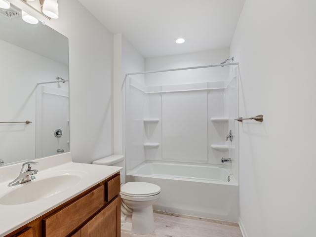934 Arrowhead Drive