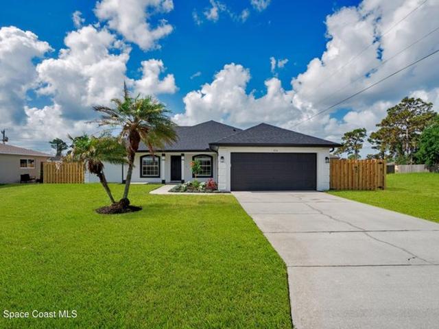 934 Eastlake St SE, Palm Bay, FL 32909