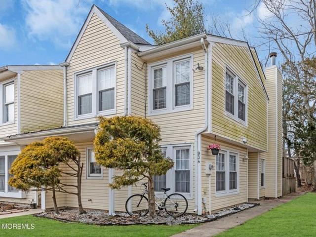 934 Jessica Ct, Lakewood, NJ 08701