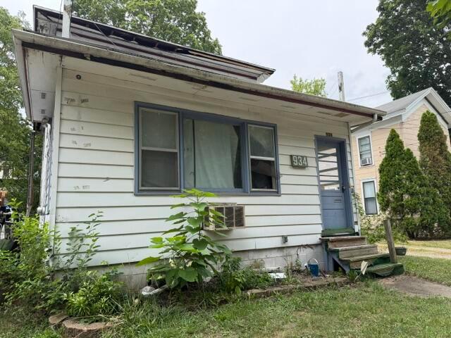 934 Osborne Street