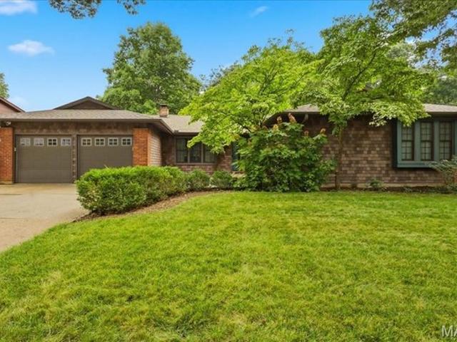 934 LA Bonne Pkwy, Manchester, MO 63021