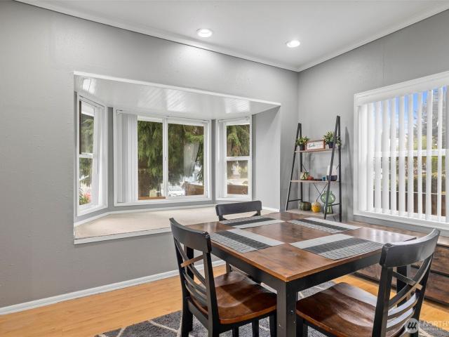 934 N 100th Street