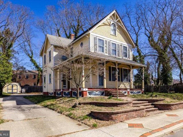 934 Stone Rd, Laurel Springs, NJ 08021